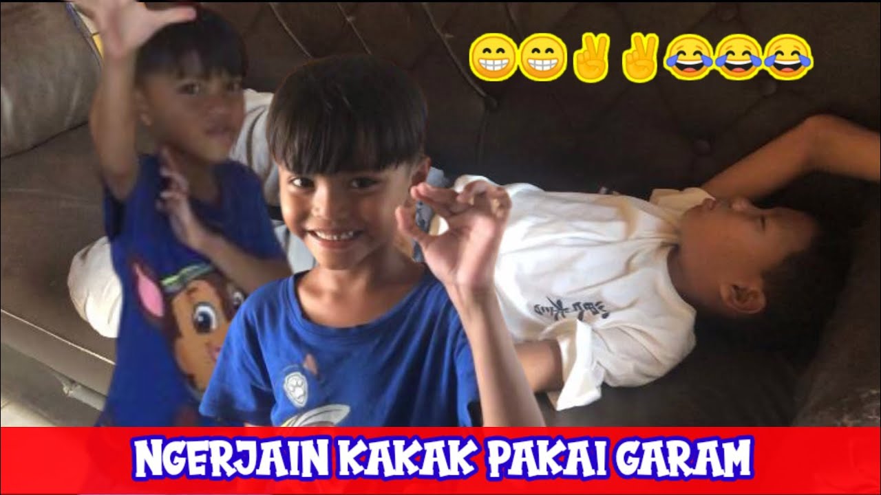 Ngerjain Kakak Tidur Pakai Garam Youtube
