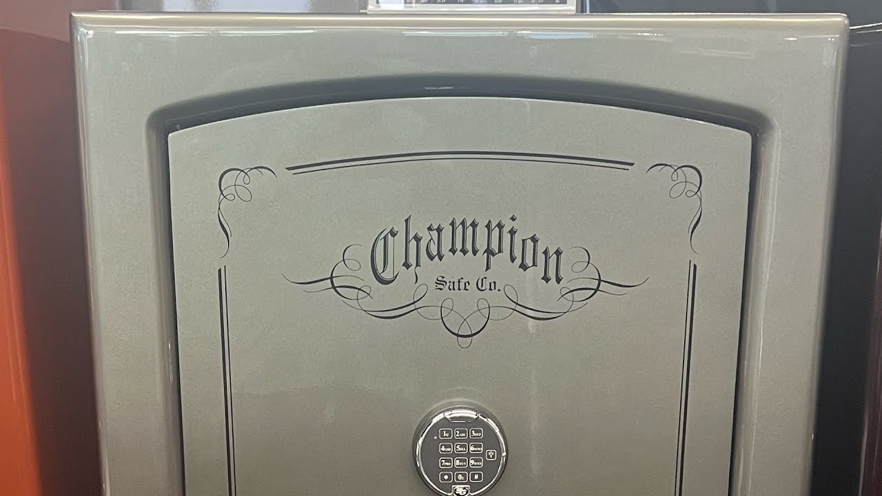 Champion Triumph ( safe first impressions). - YouTube