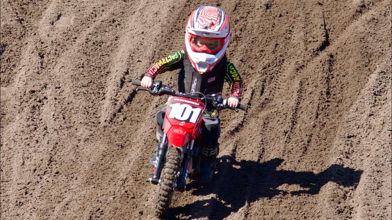 First day on the track | GasGas MC-E2 at PAX Track - YouTube