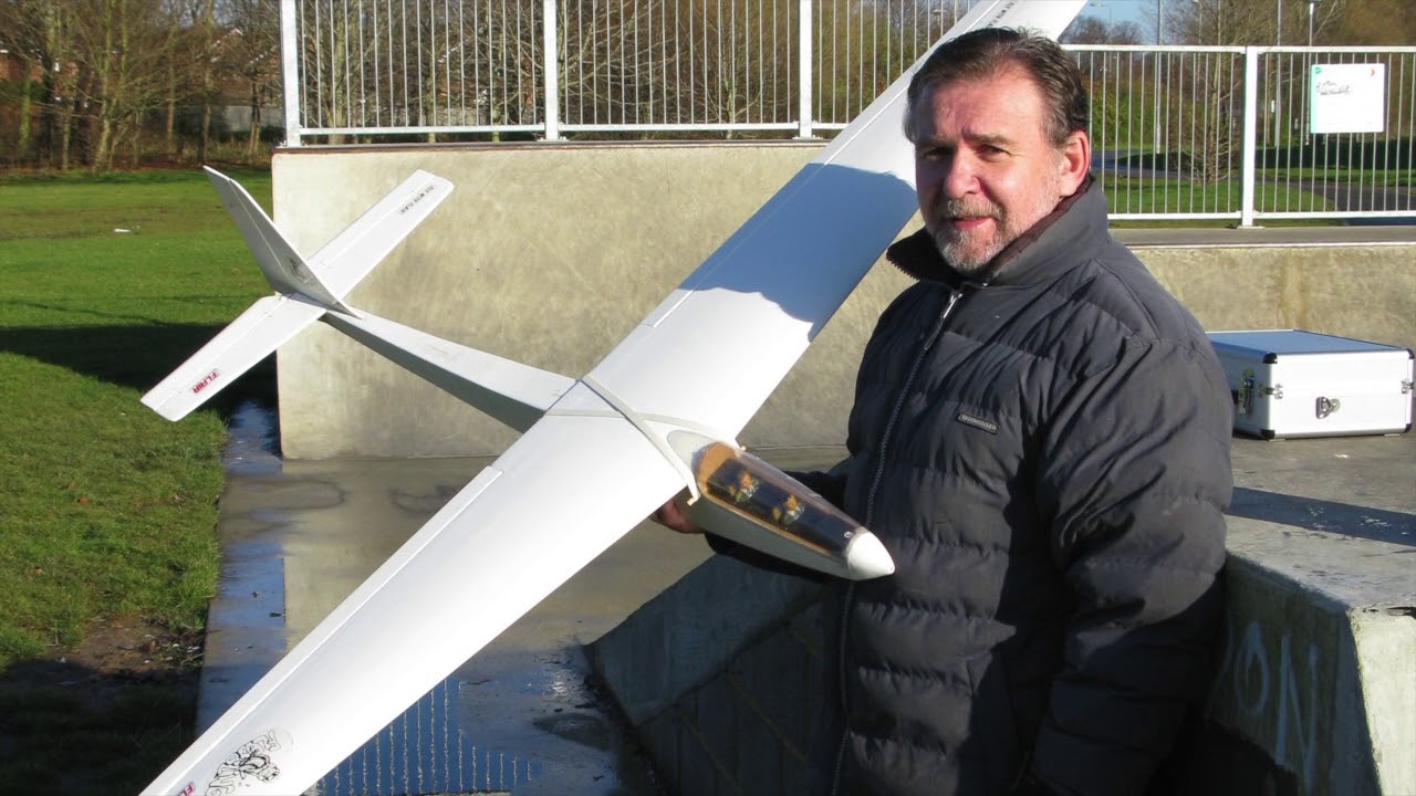 Flair Fledgling and SAS Blob - YouTube