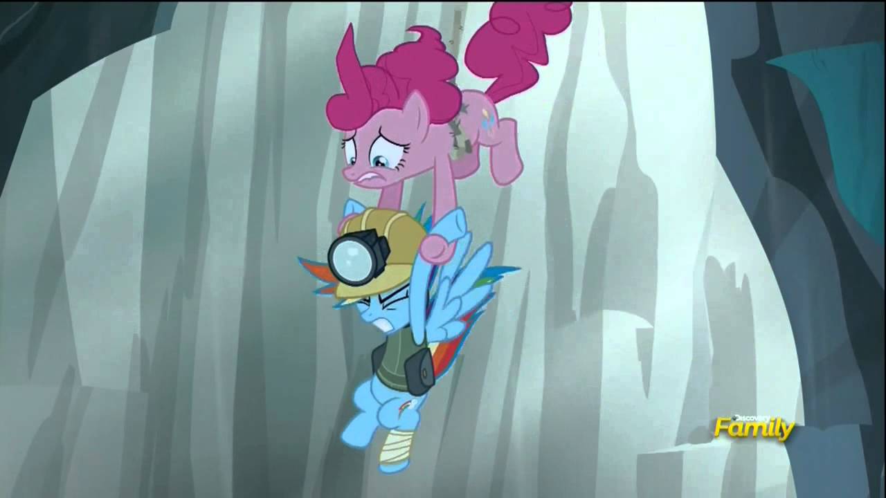 Gilda saving Rainbow Dash (full scene) - YouTube