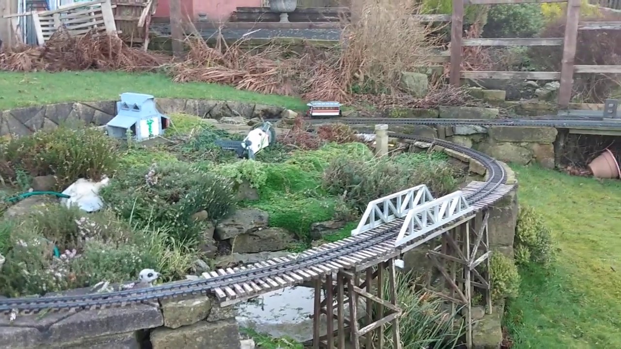 Garden rail track inspection tram (by RBL) - YouTube