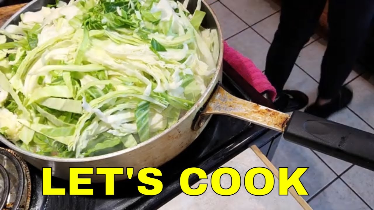 ERIKA'S CARIBBEAN STYLE CABBAGE!!!! LET'S EAT 😋 - YouTube