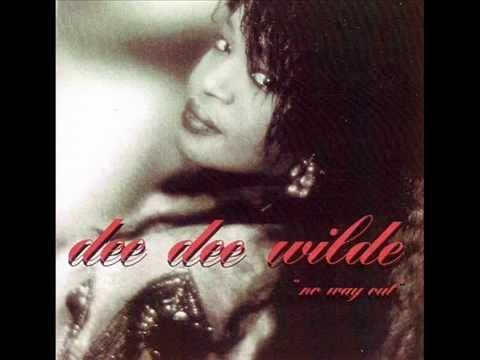 Dee Dee Wilde - Hold Me - YouTube