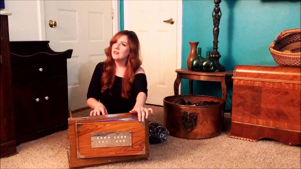 The Great Comet of 1812 (on harmonium) - Sarah Kit Farrell - YouTube