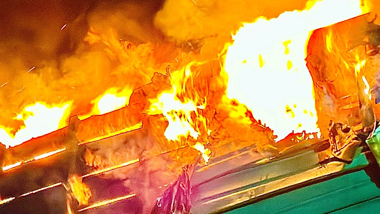 *{MASSIVE INFERNO}*~*{FDNY BOX 9628}*~*{FDNY BATTLING MAJOR 5TH ALARM ...