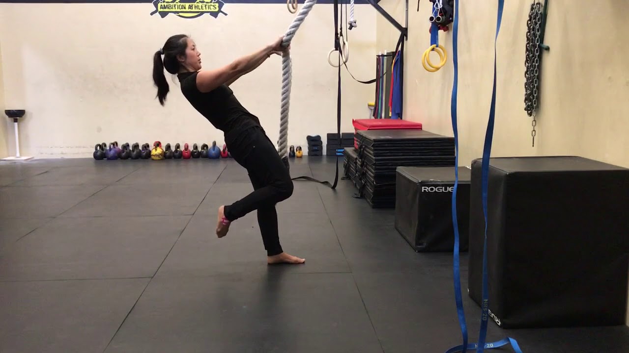 Rope-Assisted Airborne Lunges - YouTube