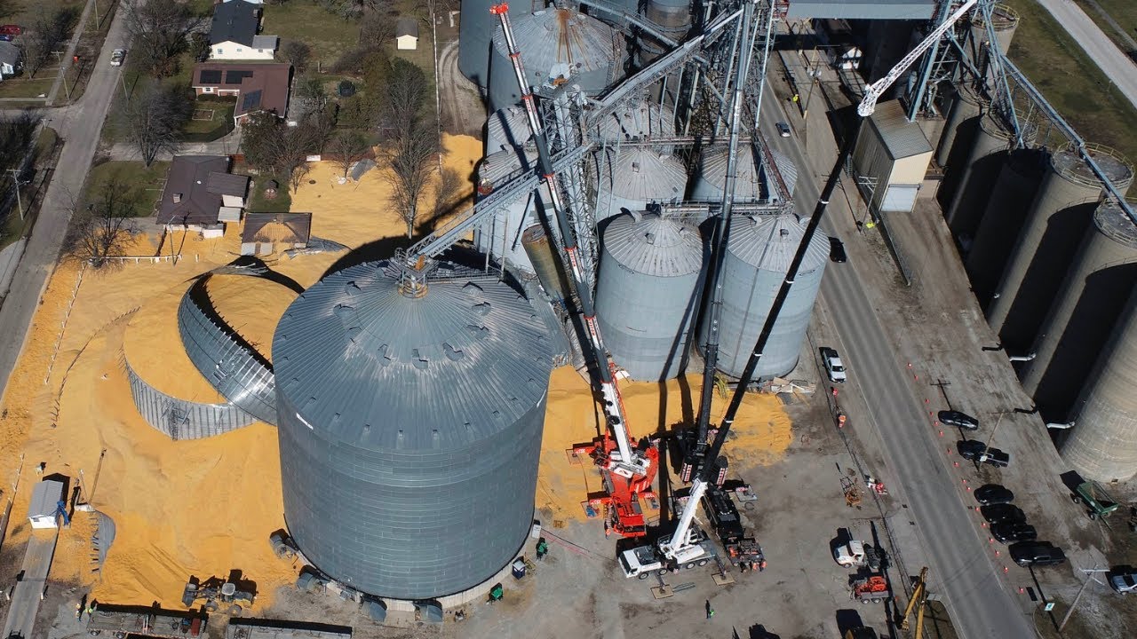 Huge Commercial Grain Elevator Collapse - YouTube