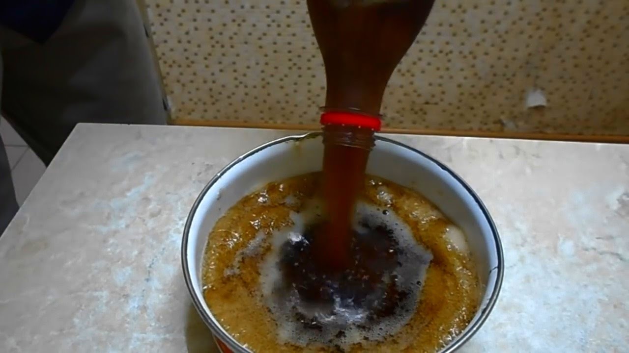 How To FREEZE Coca Cola in 1 second (MAGIC TRICK) - YouTube
