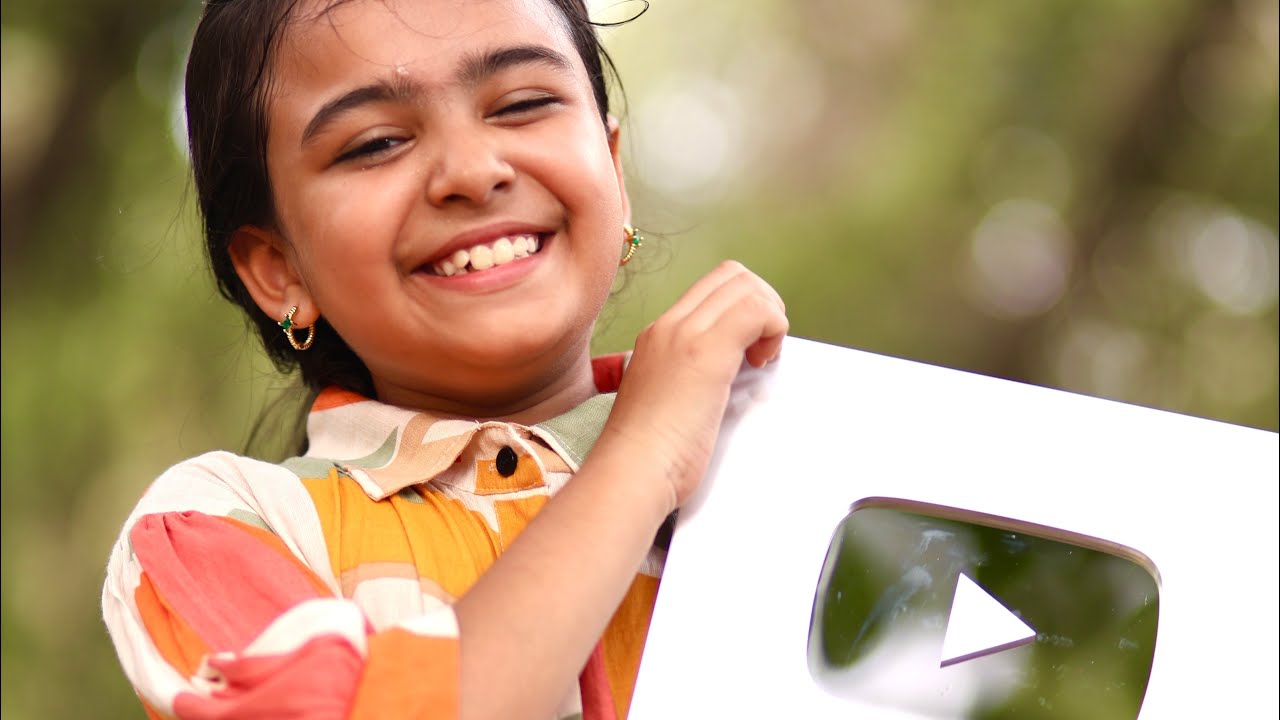 Kitty mone ️ ️ ️ |vriddhivishal | dancingfamily | silverplaybutton | 170k followers - YouTube