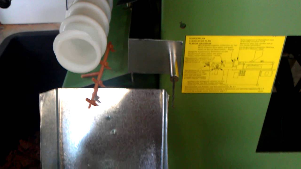 Sprue separator...make workers happy..! - YouTube