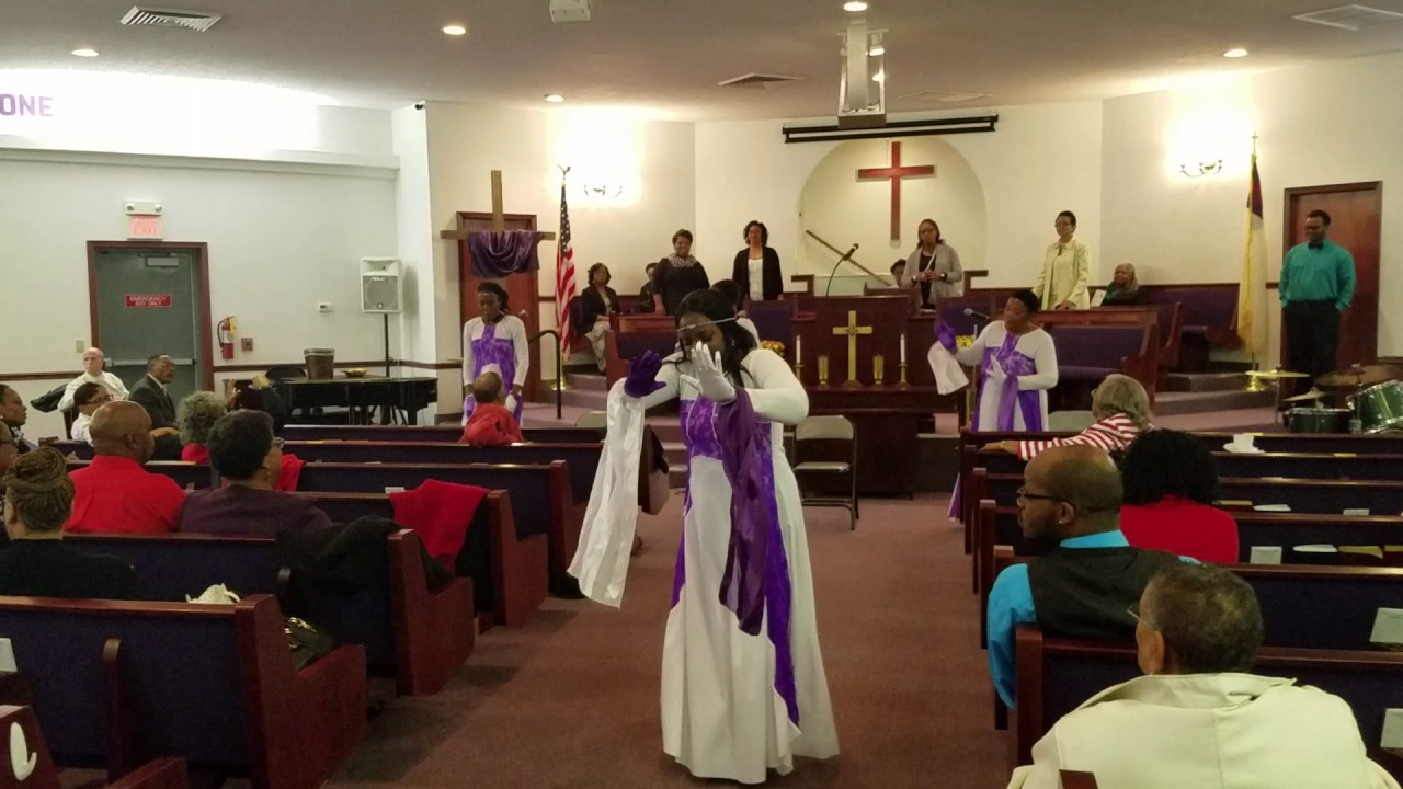 Unity Baptist Church Praise Dance - YouTube