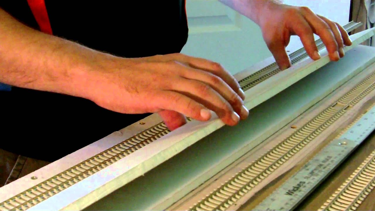 HOW TO BUILD STATION PLATFORMS. - YouTube