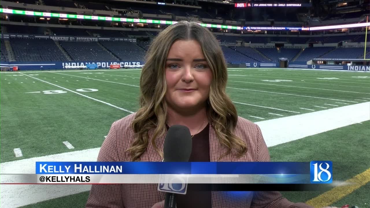 Baby born in Lucas Oil Stadium during Colts game - YouTube