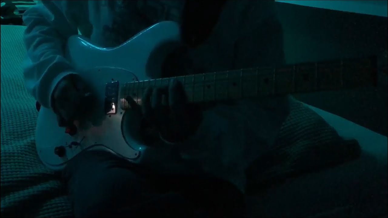 Meltdown (feat. James Stent) - AmpliFire - YouTube