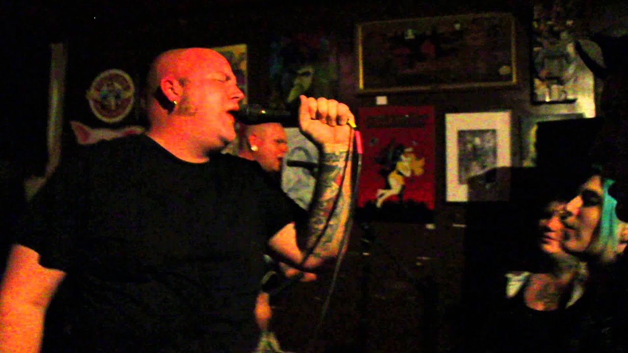 DDC (Drink & Destroy Crew) - I Don't Care - YouTube