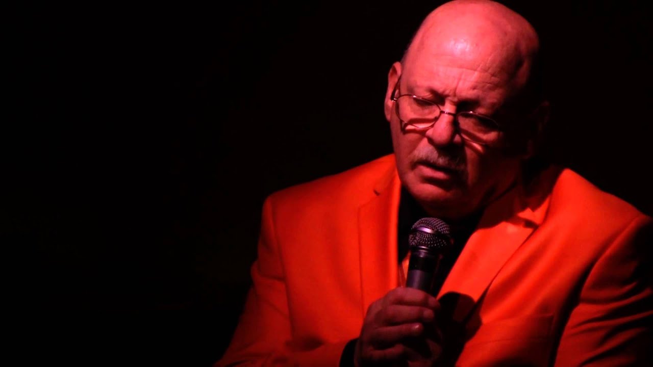 Ronnie Giles - NYC Night Club Act Highlights! - YouTube