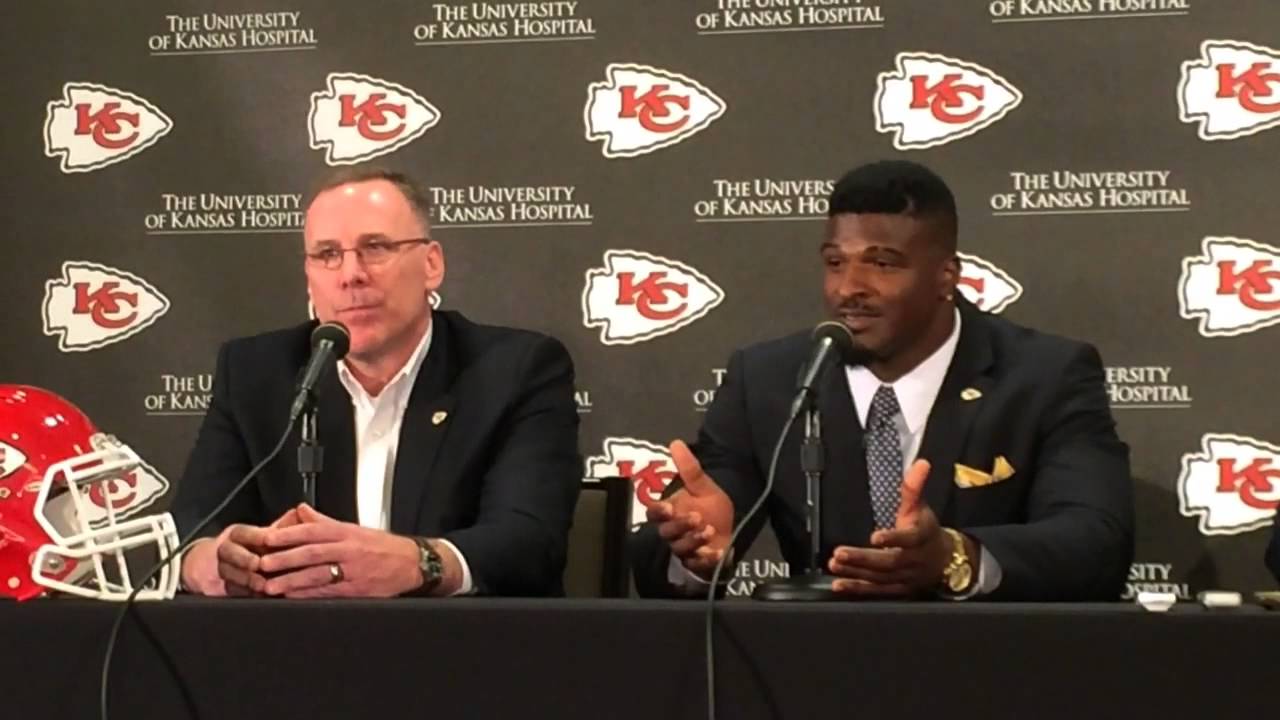 Chiefs #1 Draft Pick Dee Ford At Arrowhead - YouTube