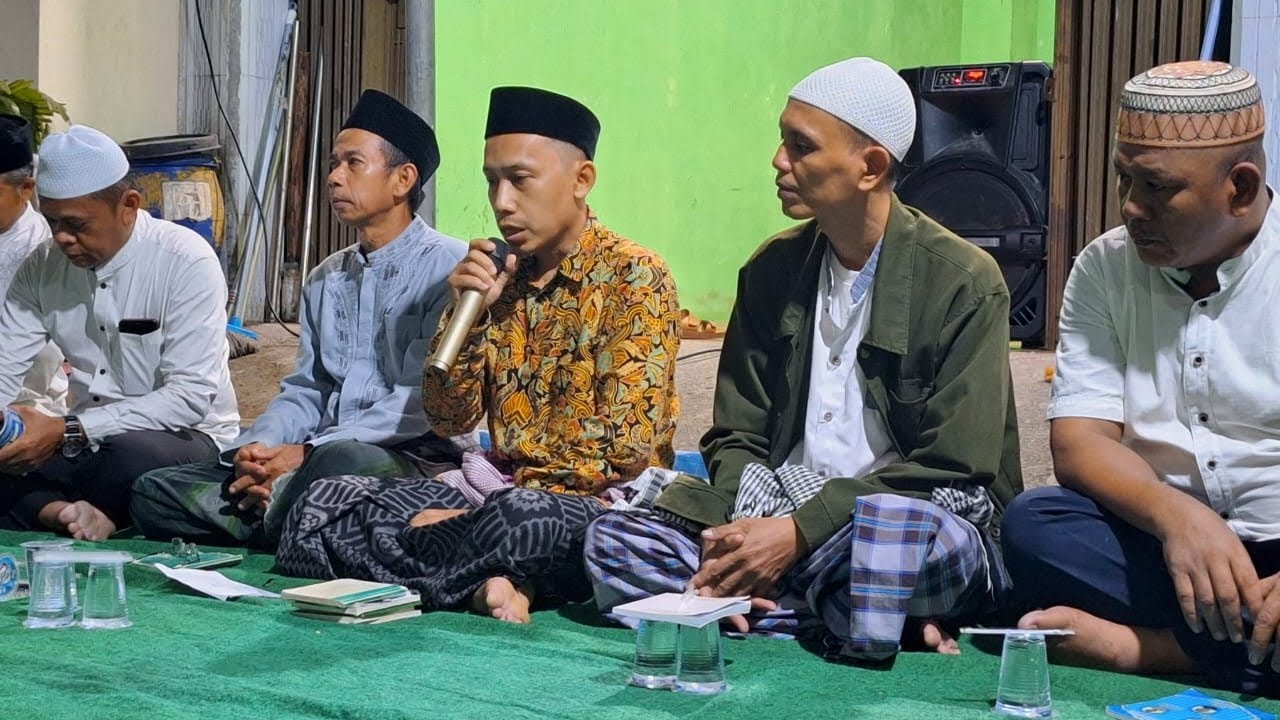 Acara Tahlil Yasin Doa Hari ke 7 Alamhuma ibu Risna Warga Blok C TCP ...