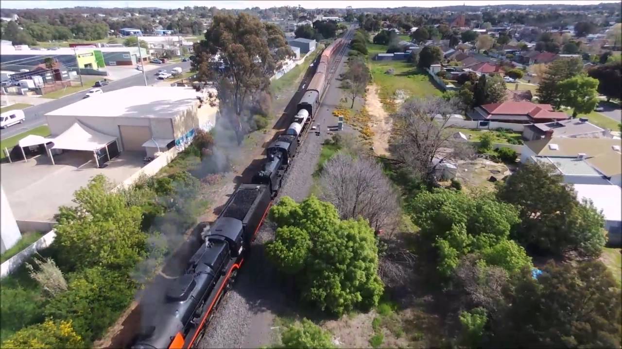 Steamrail Rail Tour to Echuca - Coming into Bendigo - 23rd September ...