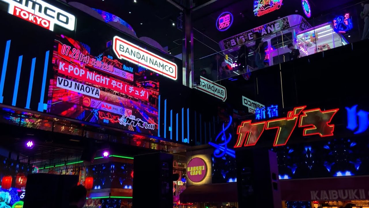 INSIDE JAPAN’S NEWEST ENTERTAINMENT COMPLEX!!! 🚦 (Kabukicho Tower ...