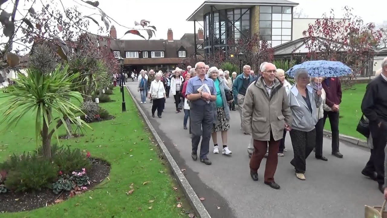 Brolly Parade at Jazz Weekend in Sinah Warren October 2014 - YouTube