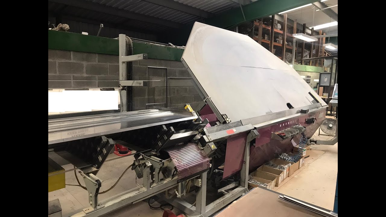 GlassBaltic | Automatic spacer bar bending machine LISEC BSV-45 - YouTube