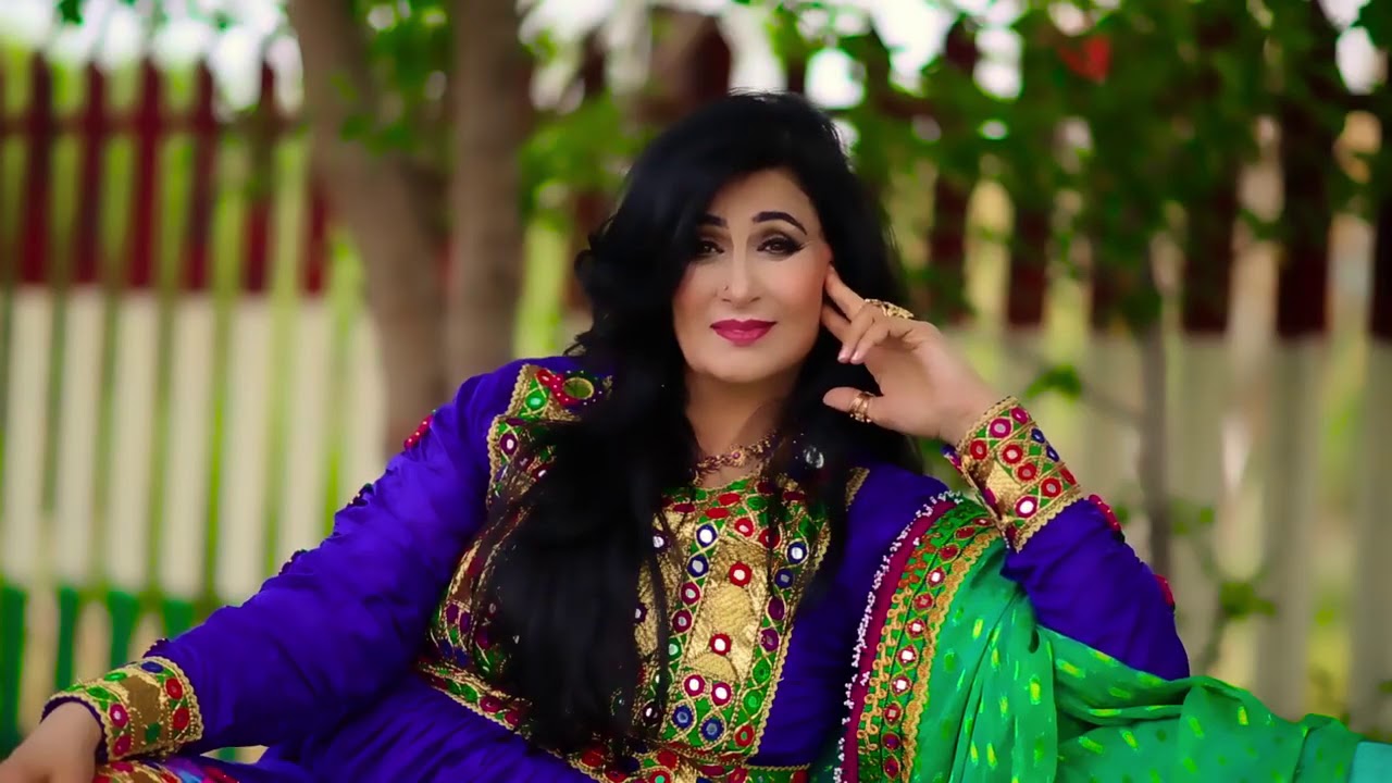 Naghma pashto song 2018 che warra oom - YouTube