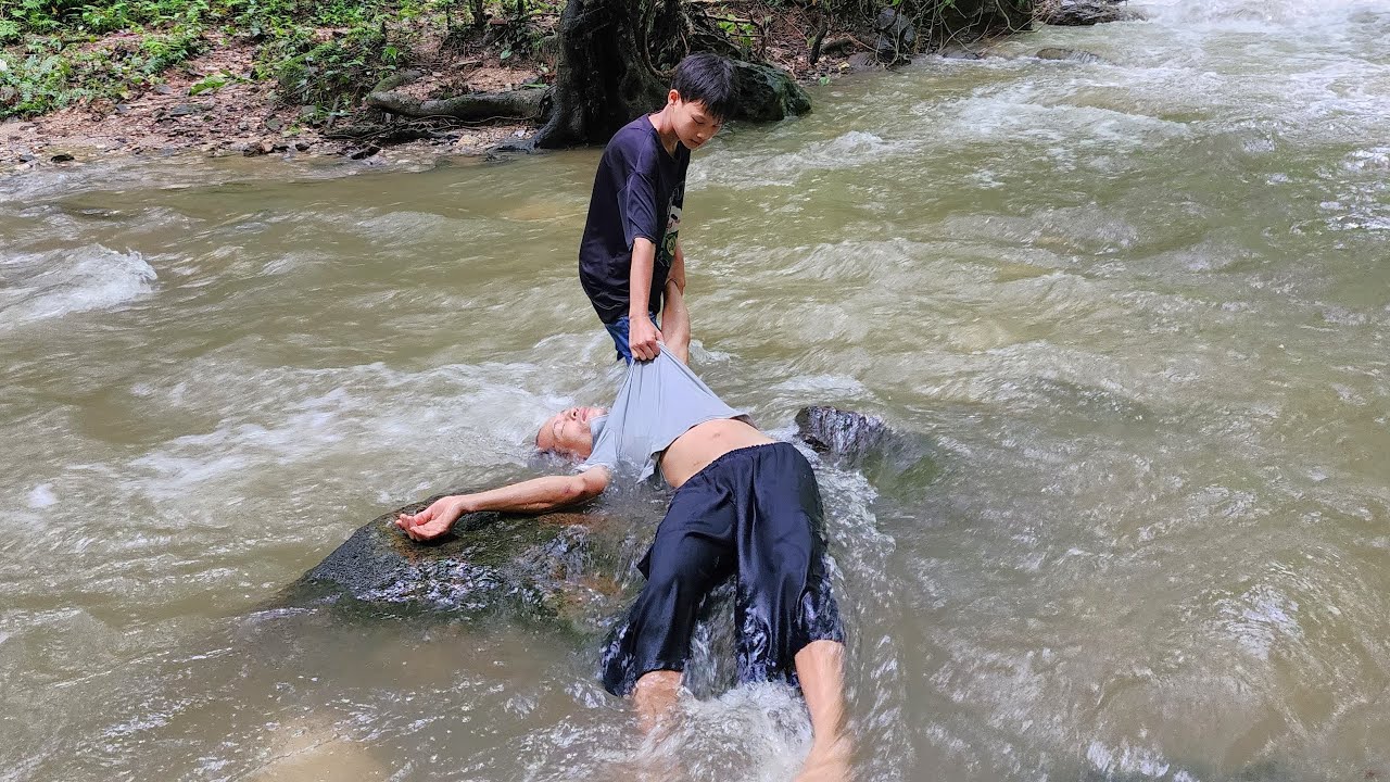 Orphaned boy saves drunk man swept away by flood - Pick grapefruit to ...