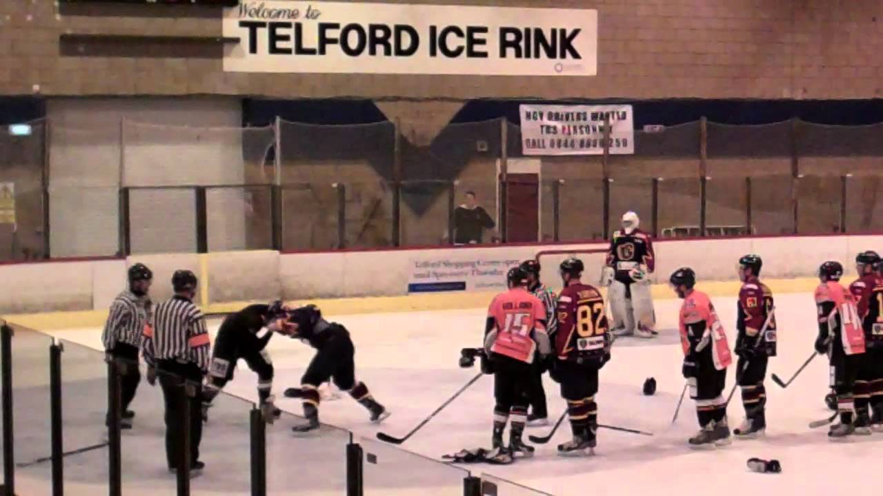 Andy McKinney fight with Neil Liddiard - YouTube