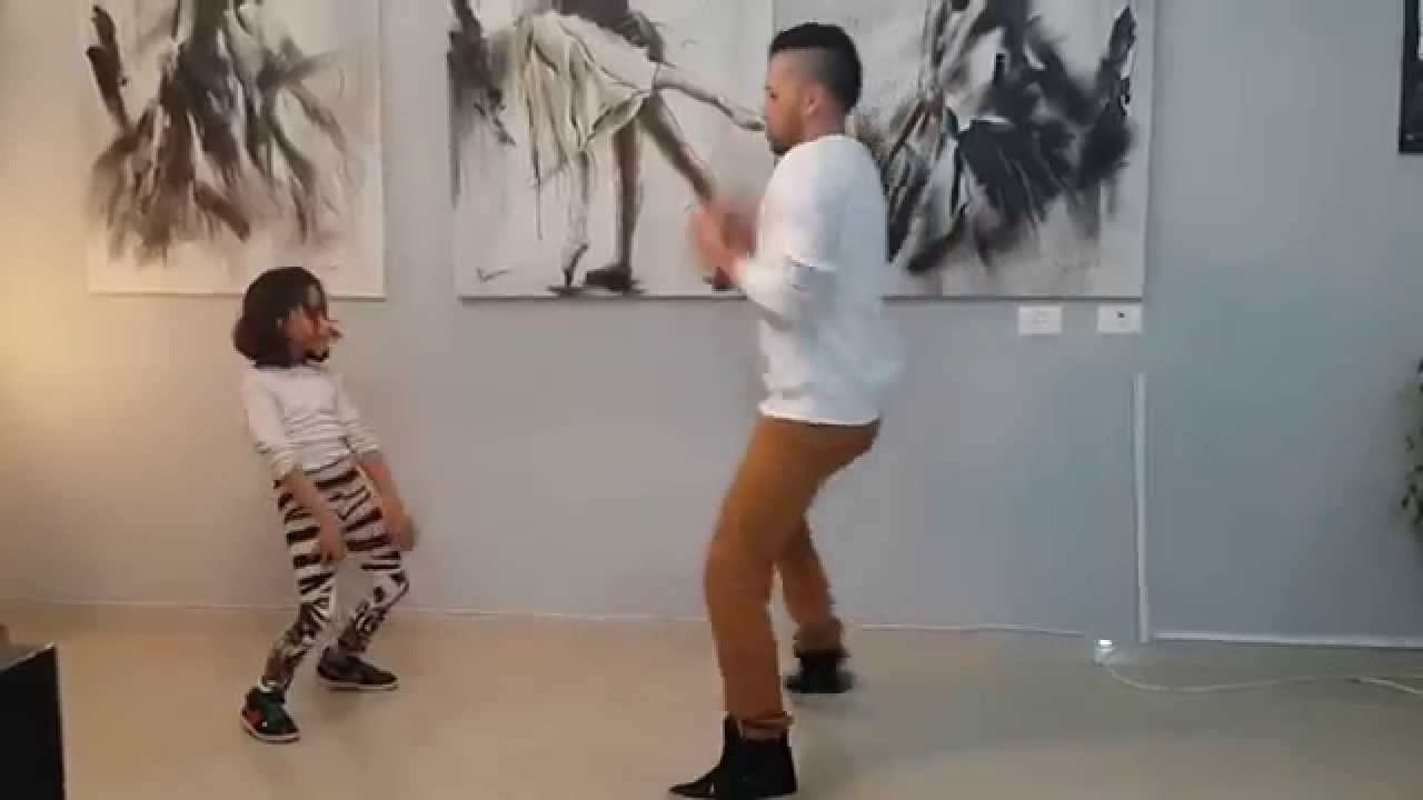 Three Little Girl Dance - YouTube
