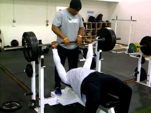 NFL Pro Day Cam Colvin benches 315lbs - YouTube
