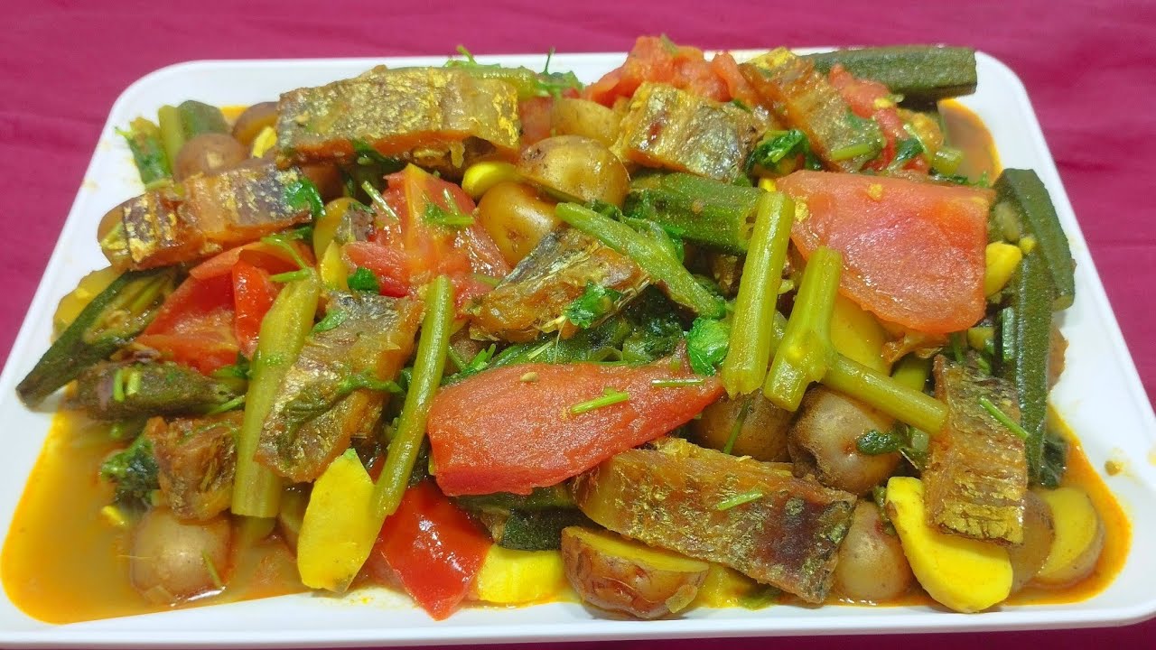 Mouthwatering Bangladeshi Cuisine: Try Our Special Dried Fish Curry ...