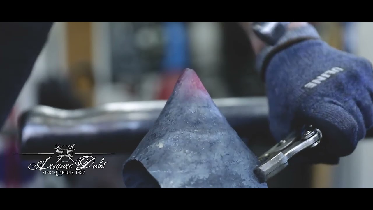 Fabrication d'armure médiévale Making of medieval armour #36 - YouTube