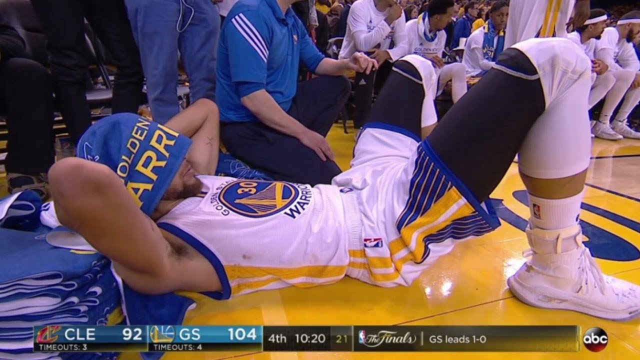 Steph Curry Gets Tired of Beating LeBron James' Ass, Takes a Nap - YouTube
