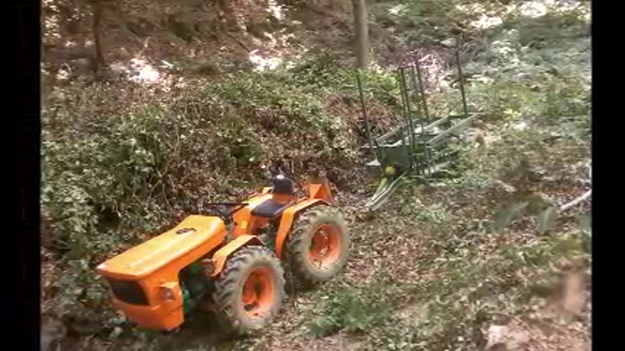 Goldoni 224 , pogonska prikolica - YouTube