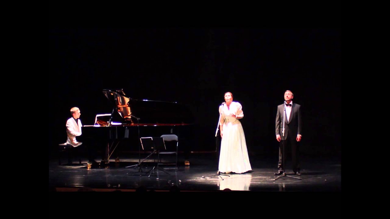 William Gomez "Ave Maria" - YouTube