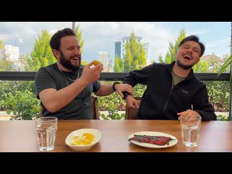 EMİR ŞAMUR SAÇMA SAPAN ŞARKISINI SÖYLEDİ. KIRAN KIRANA YARIŞTIK