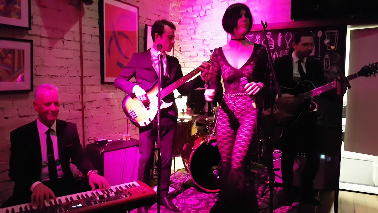 Anna-Lee and the double lovers at Miss Moses Brunswick Oct 19 - YouTube