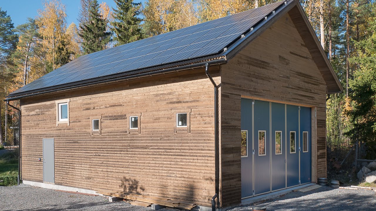 Building a large garage with loft. Part II - YouTube