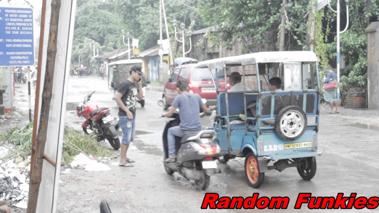 TOTO RICKSHAW PRANK 2016 - AUTO RICKSHAW PRANK - Random Funkies - YouTube