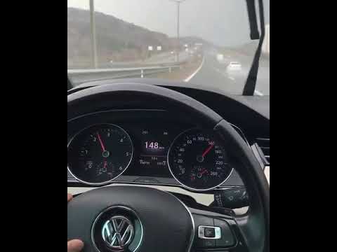 YAGMURLU HAVADADA ARABA SÜRMÜK AYRI GÜZEL