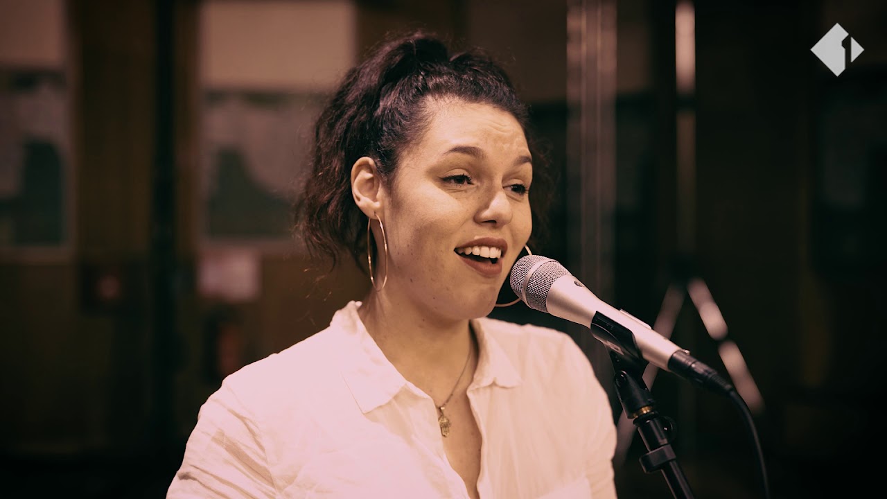 Stille Nacht - Eva Moreno - YouTube