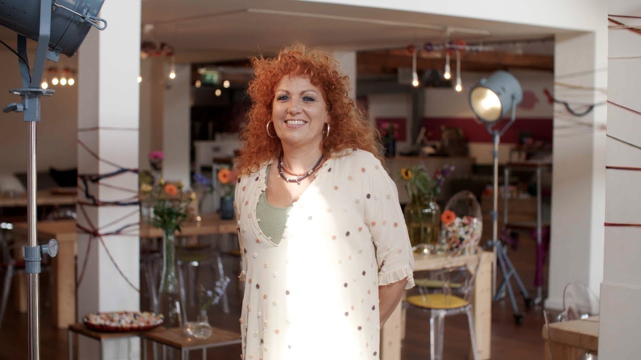 Ina Cornelissen - creëert een plek voor iedereen - YouTube