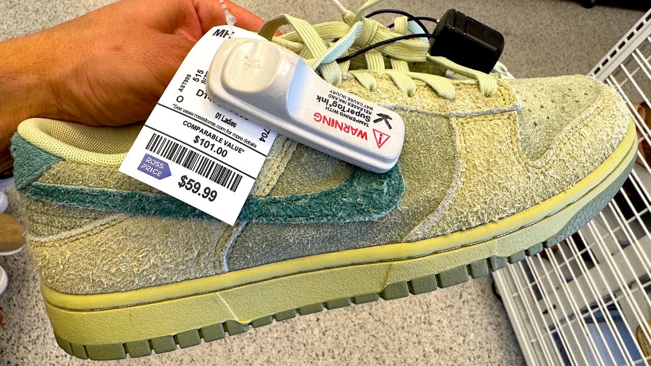 ROSS HAD SO MANY PAIRS OF NIKE DUNKS FOR $59! - YouTube