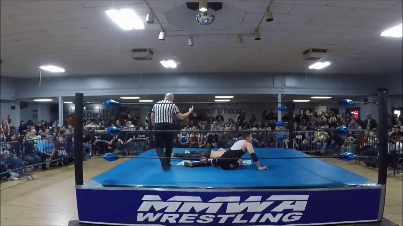 Danny Adams vs Everett Connors - YouTube