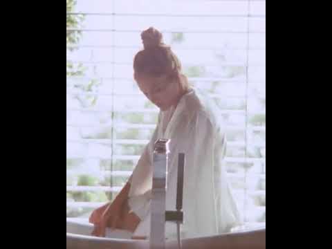 Hot Jennifer Lopez Naked Show In Beach