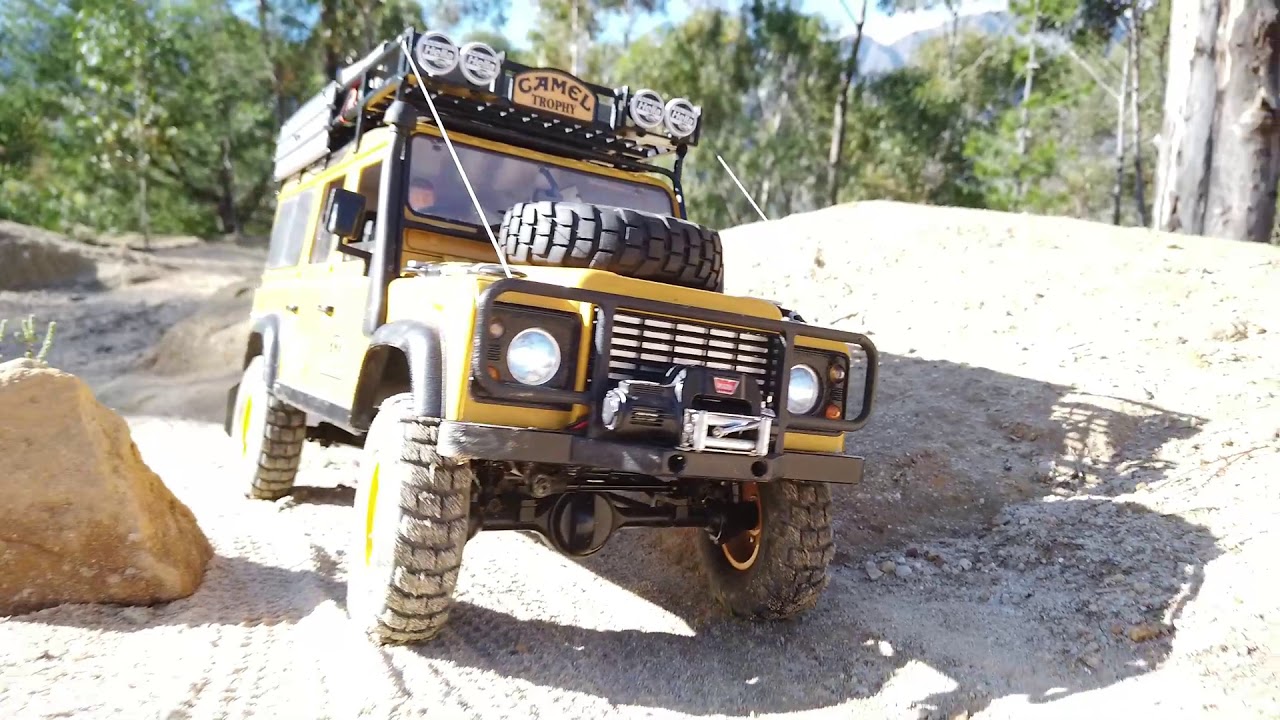 RC Crawling RC4WD D110 Land Rover Defender Camel Trophy - YouTube