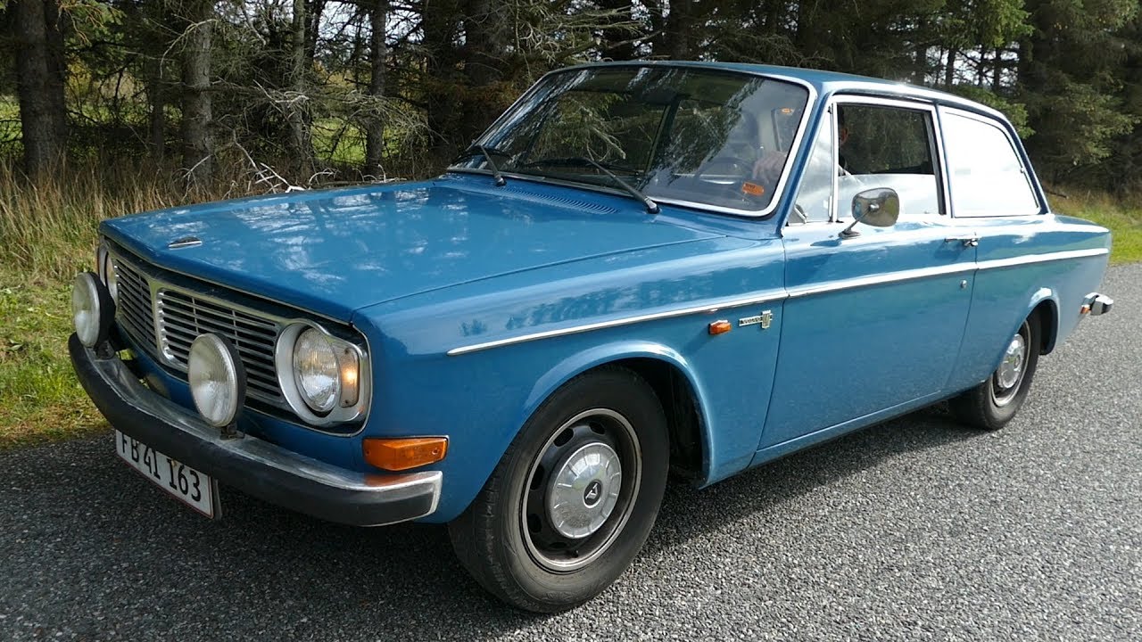 Volvo 142 - 1969 | Newly Restored B20 Engine | Start Ups, Revs & Normal ...