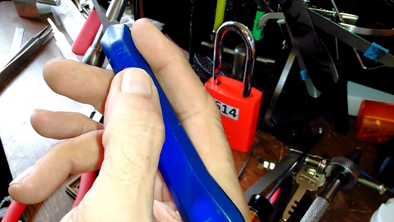 (337) Using Cheap Box Cutters As Pick Handles - YouTube